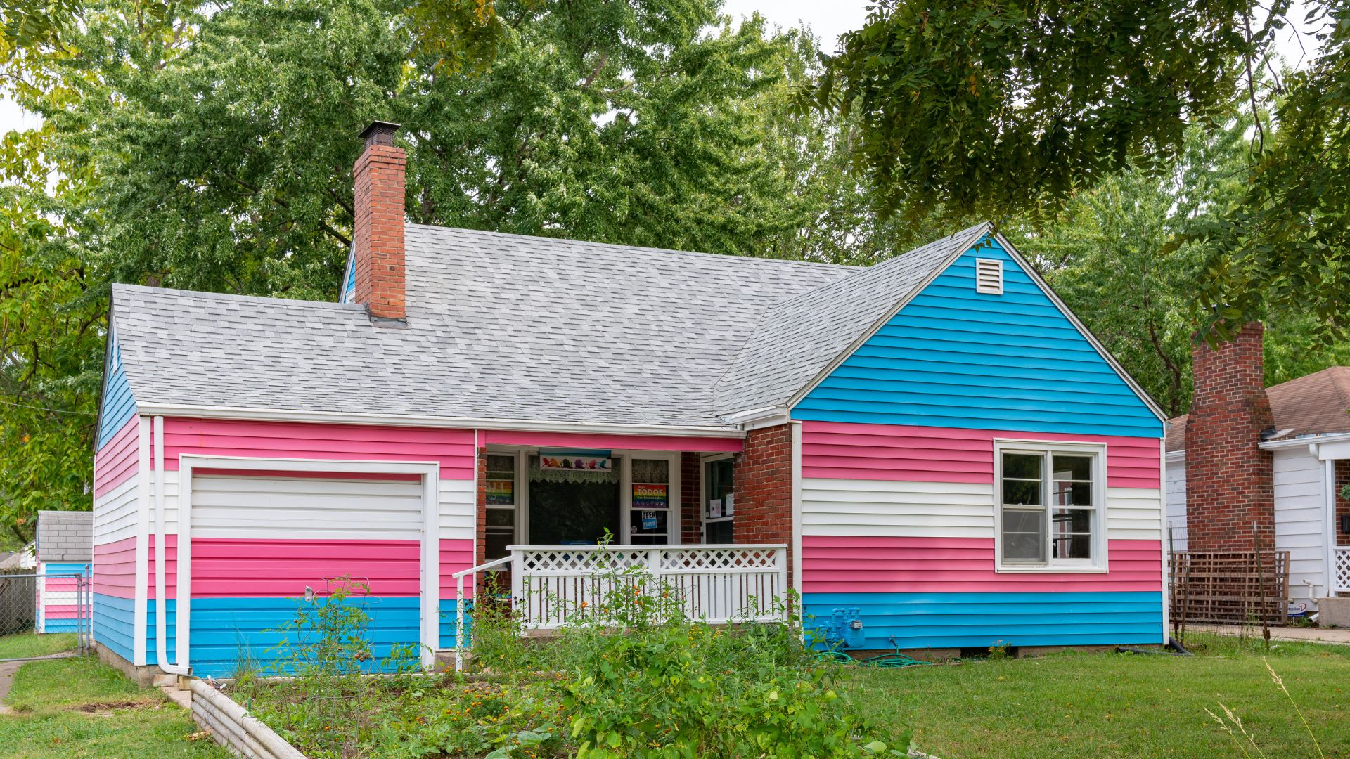 Video shows damage to iconic 'Transgender House' after police incident