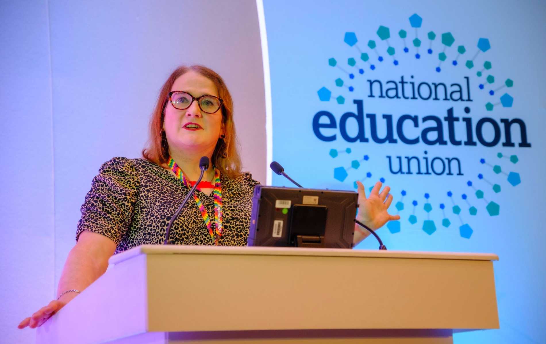 Meet FANGIRLS and Doctor Who's rising trans star Mary Malone