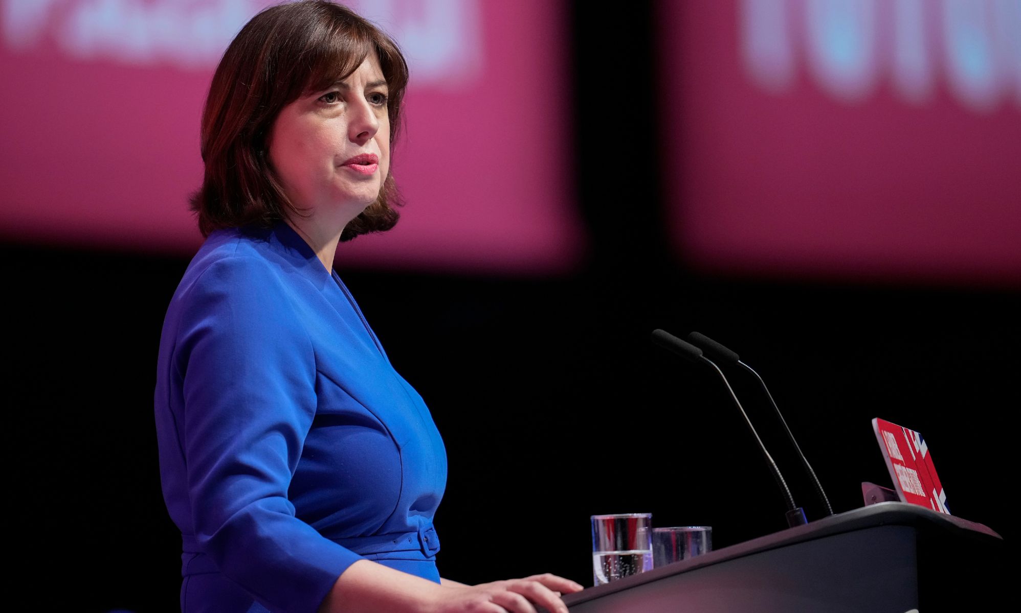 Lucy Powell calls for MPs to be given vote on single-sex spaces