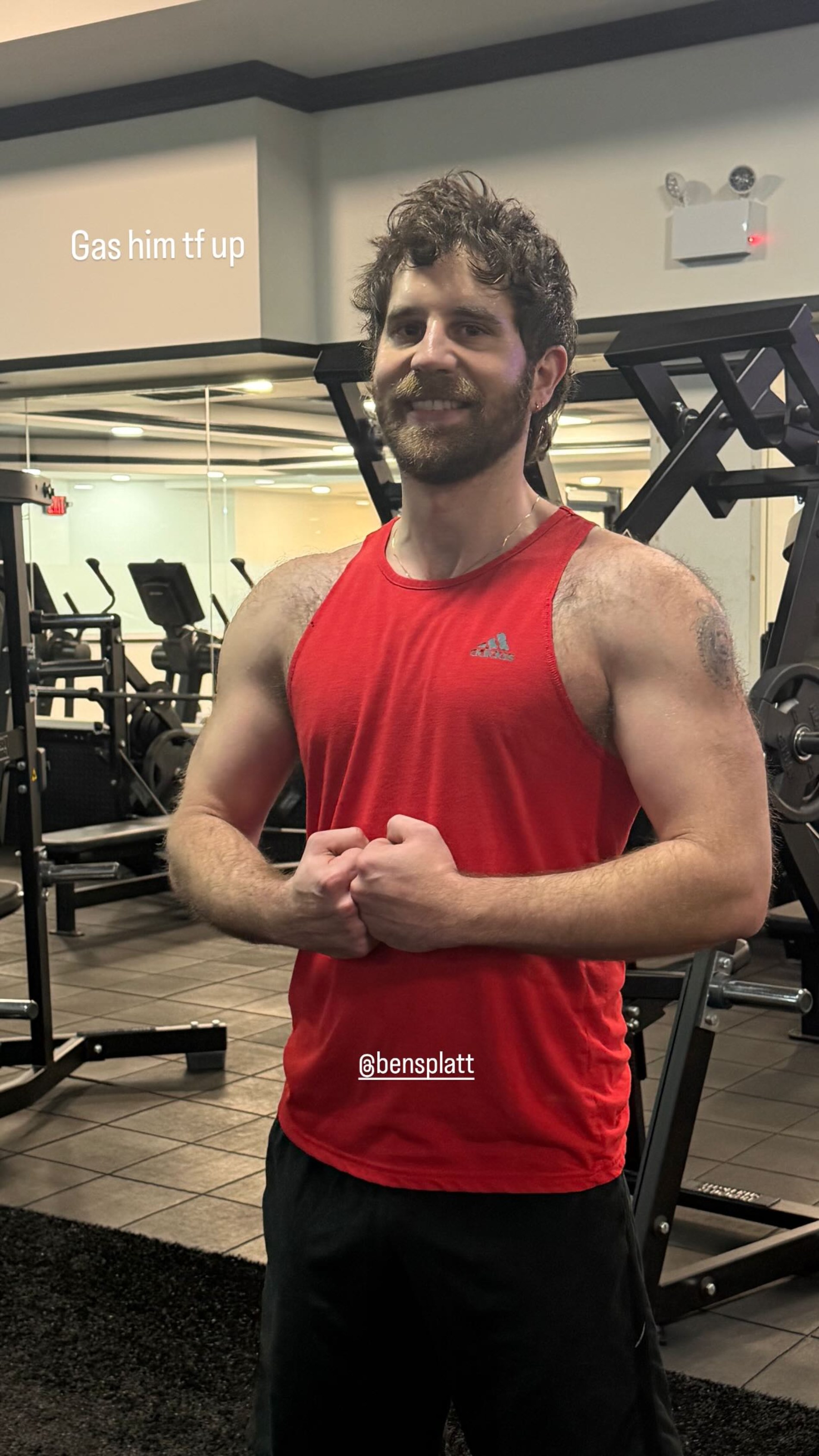 Ben Platt amazes fans with 'ripped' transformation in gym snap